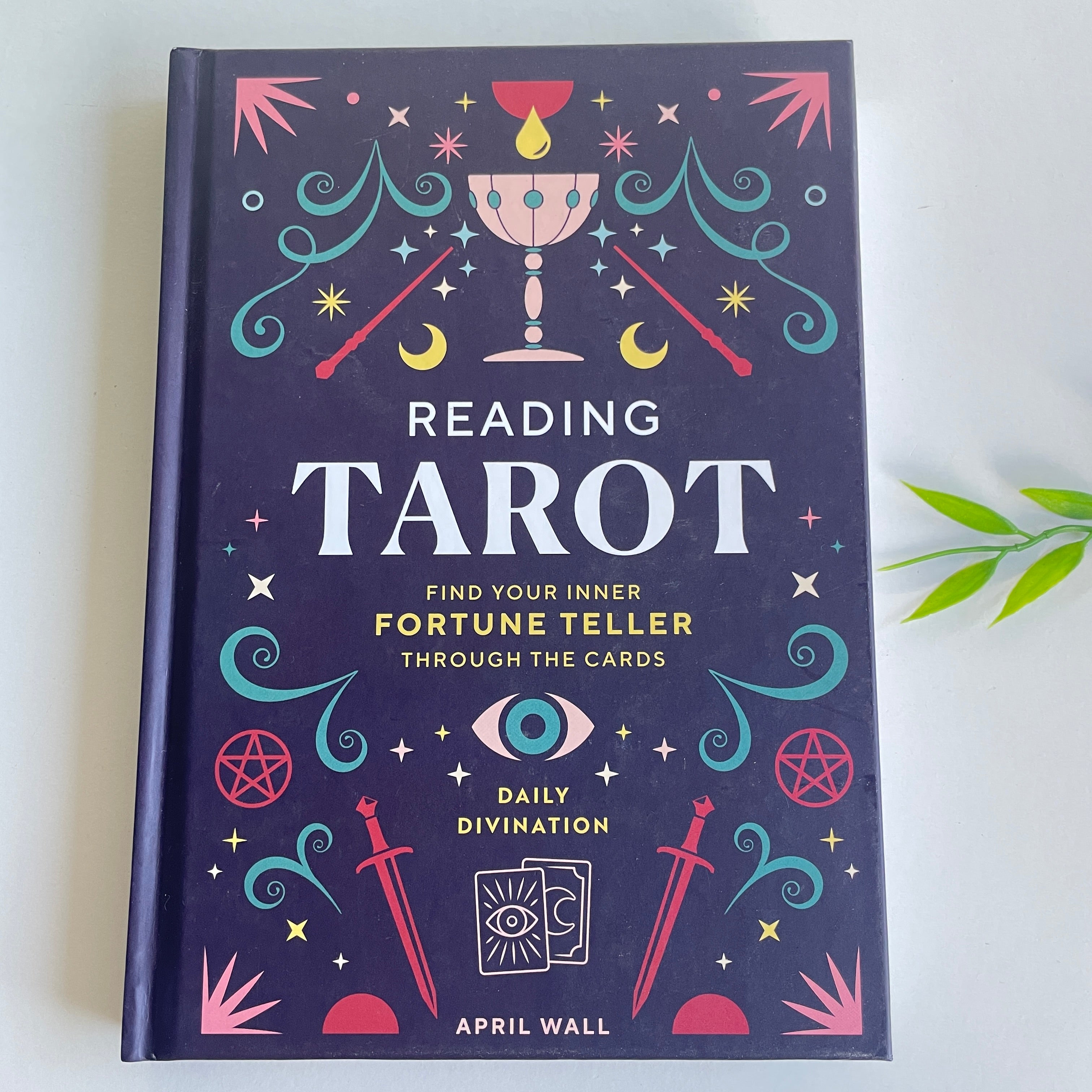 Reading Tarot April Wall – Preah Ko Maitland